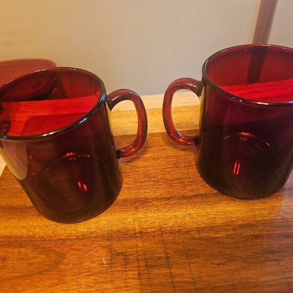 Arcoroc France | Dining | Vintage Arcoroc Ruby Red Glass Mugs Set Of ...